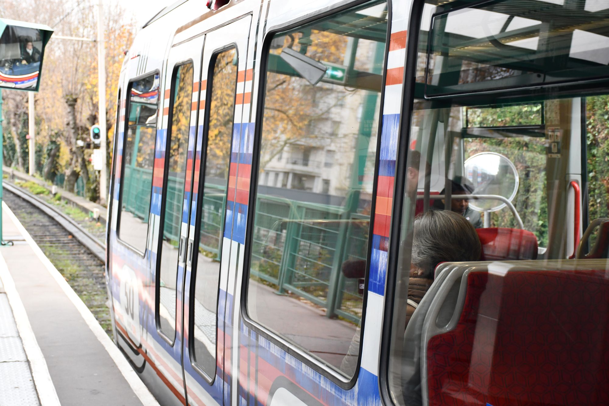 "Une ligne iconique" : à Lyon, le métro C fête ses 50 ans