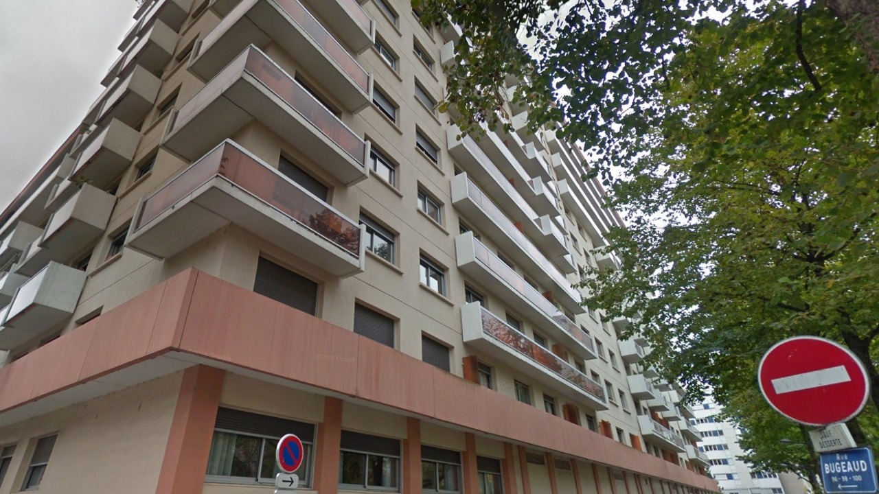 Immeuble revendu deux fois moins cher par la Métropole de Lyon : "Il y ...