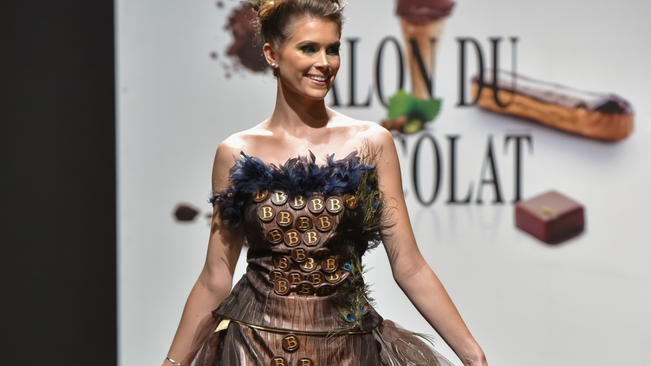 Défilé de robes en chocolat, pastry show et cake time : le Salon du ...