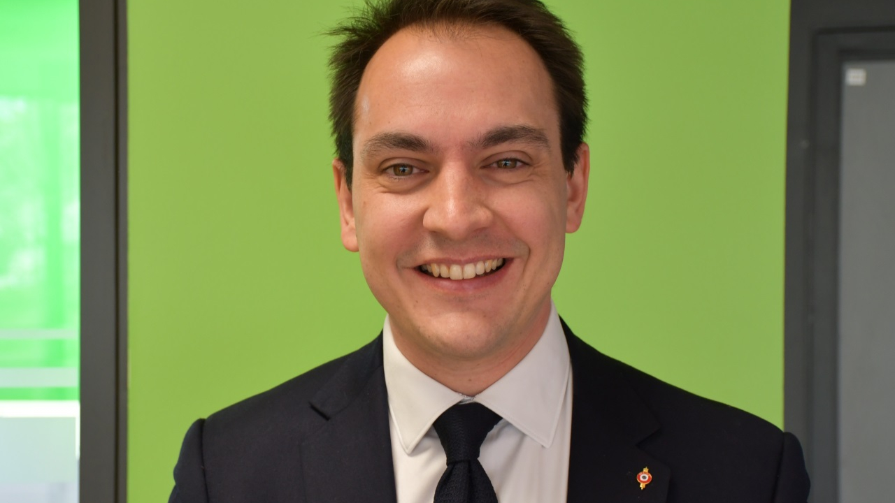 Pierre Oliver : "La Presqu'île apaisée, un projet de bunker qui a pour ...