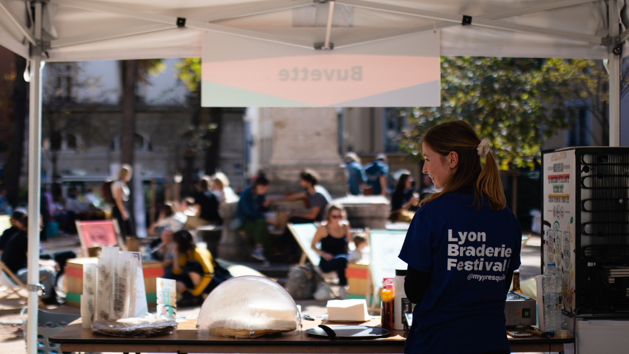Une grande braderie en plein air dans le centre-ville de Lyon cet automne