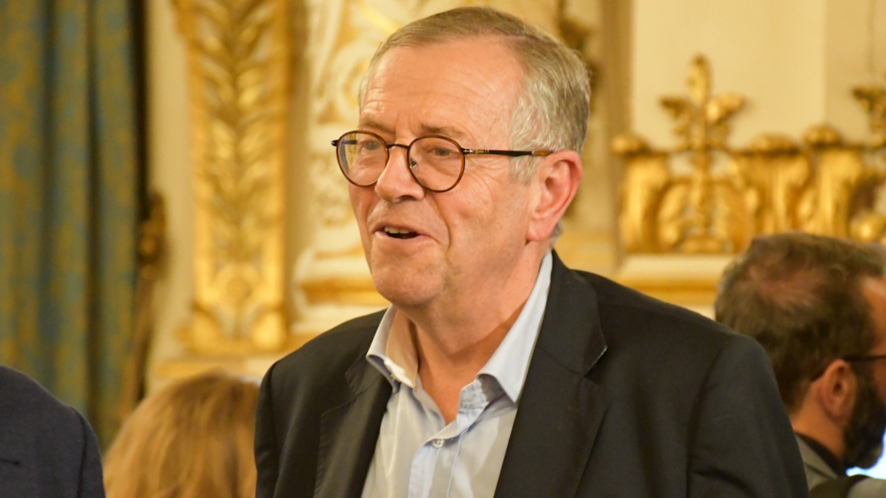 9e circonscription : Patrick Louis devant Alexandre Portier (LR) au ...