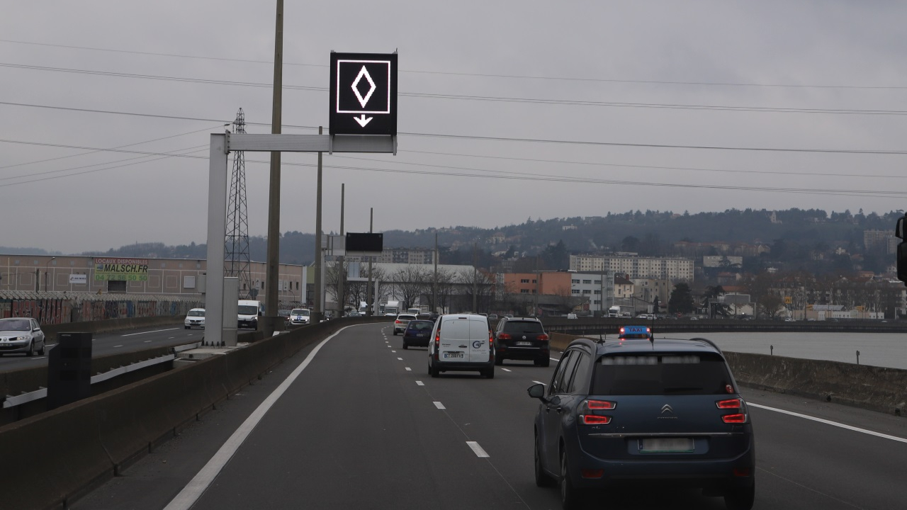Voies de covoiturage sur la M6/M7 à Lyon : les radars activés, les amendes vont pleuvoir