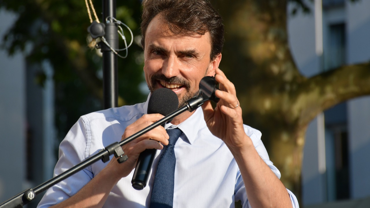 Grégory Doucet veut voir l'OL féminin à Gerland, mais sans verser un ...