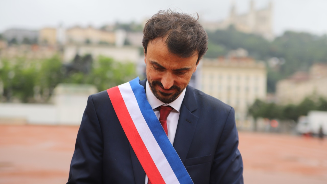 Grégory Doucet en garde à vue : c'est quoi cette affaire de chargés de ...