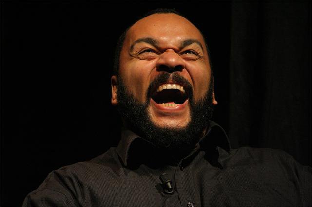 Dieudonné s’est finalement produit en extérieur à Sainte-Foy-lès-Lyon ...