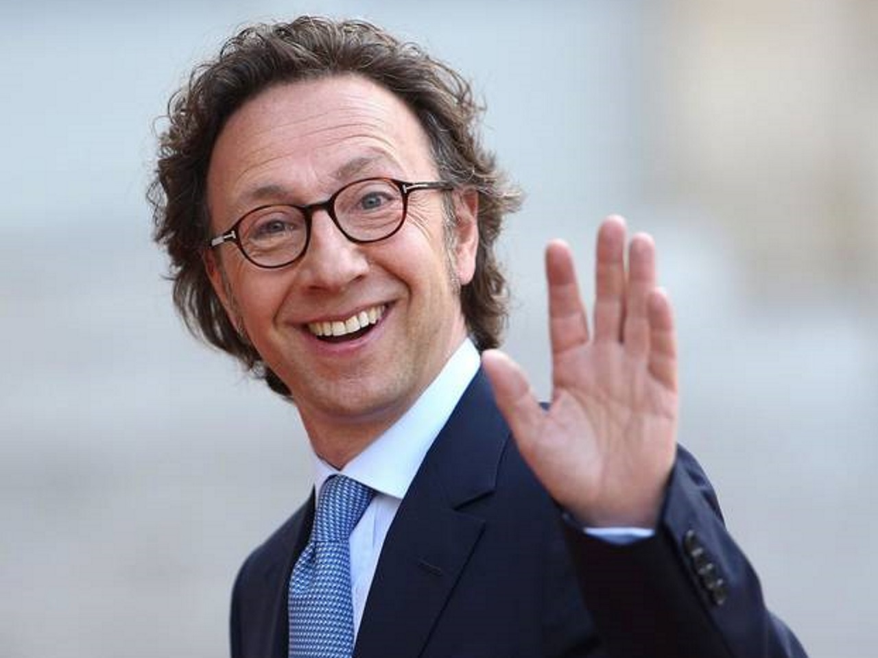 Musée des Tissus : Stéphane Bern dément avoir été convoqué par Gérard ...