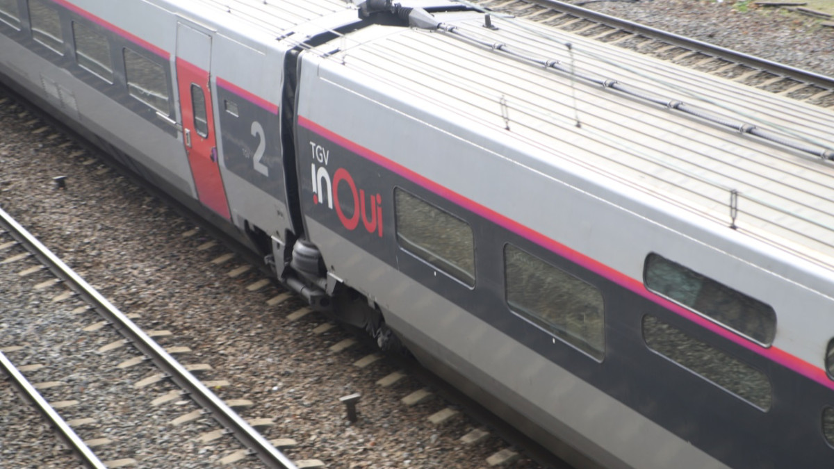 Un homme percuté par un TGV près de Lyon, le trafic interrompu