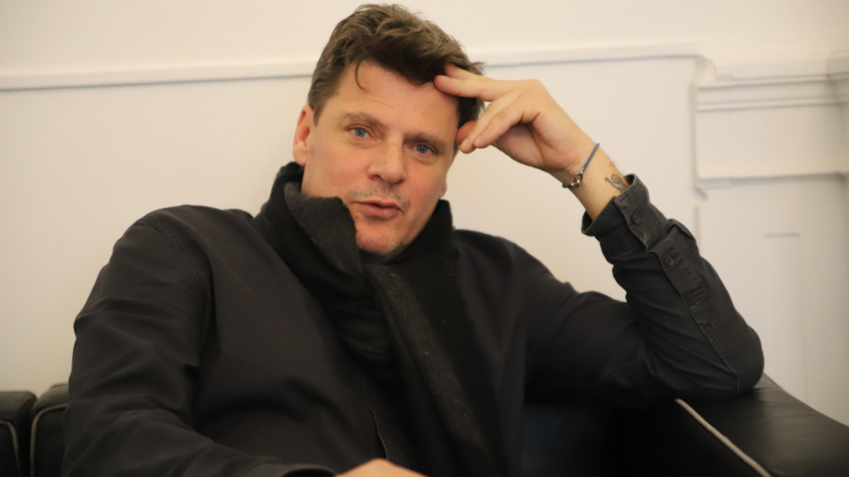 "Je ne suis pas un violeur" : David Metaxas sort du silence après sa ...