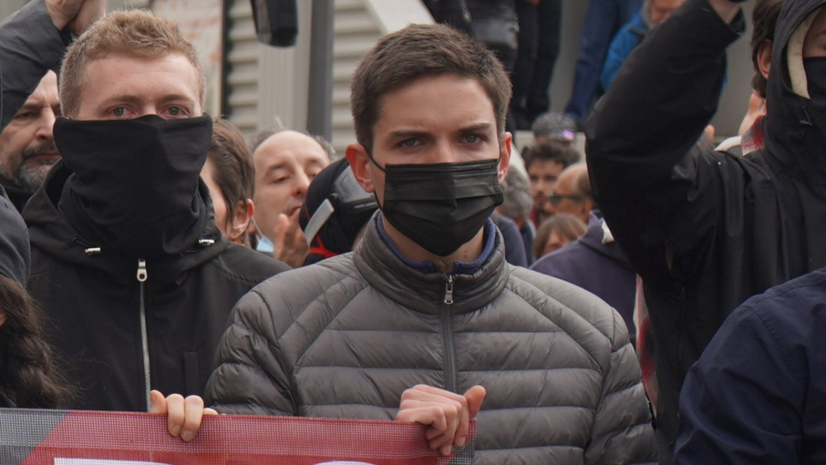 Qui est Robin Chalendard, l'autre assistant parlementaire de Raphaël ...