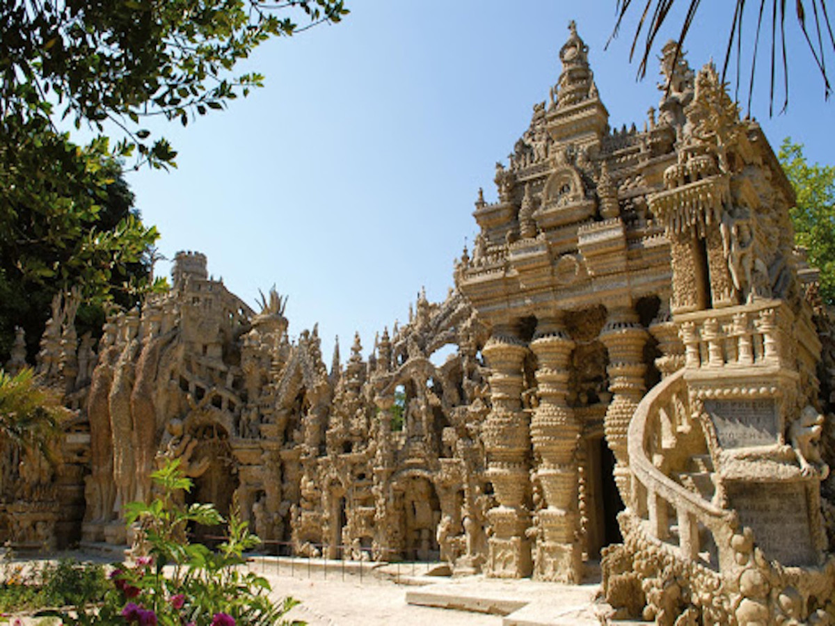 Monument préféré des Français : le Palais Idéal du Facteur Cheval va ...