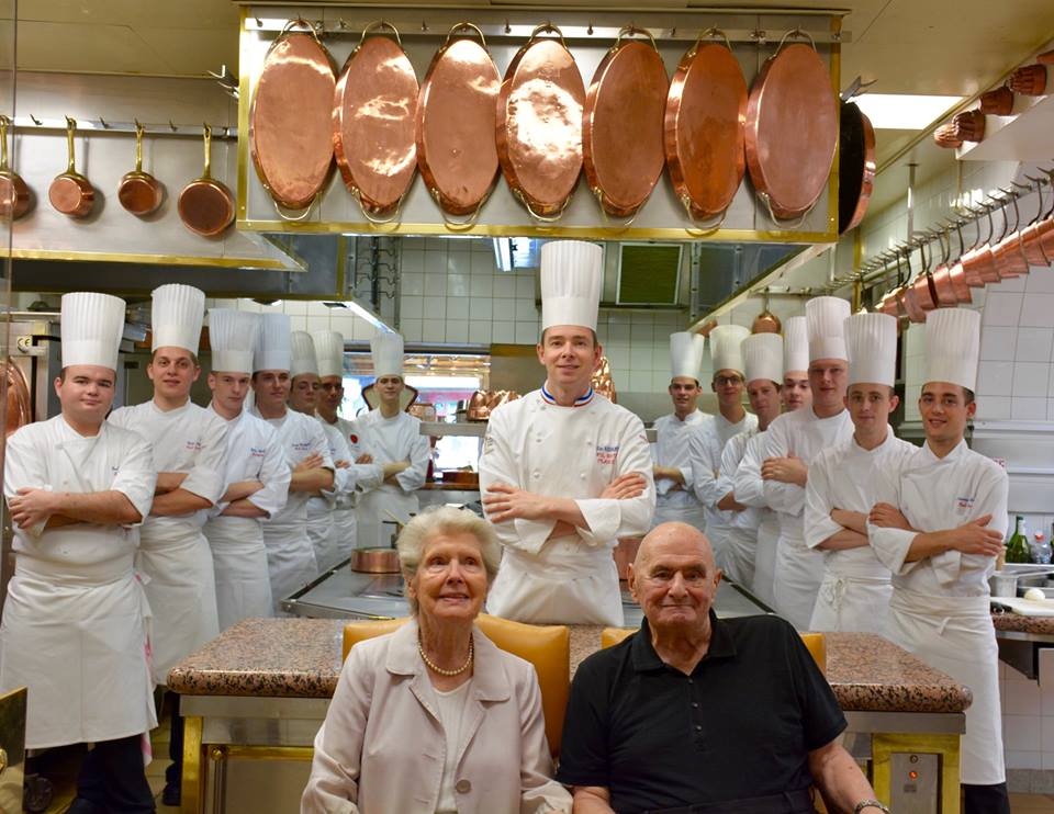 Le restaurant de Paul Bocuse ferme ses portes pour la première fois ...