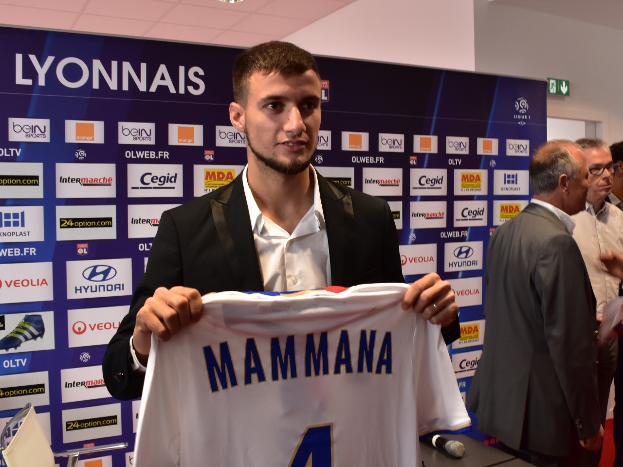 Emanuel Mammana signe à l’OL pour cinq ans